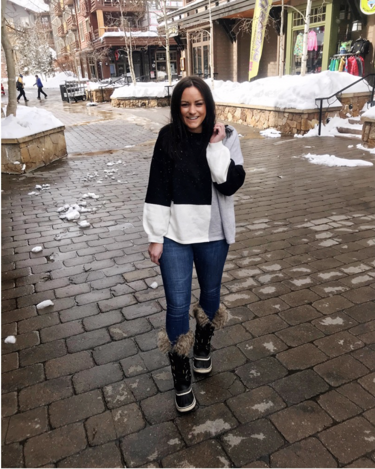 Winter Outfit Ideas for Colorado & What to Pack - Emjacquelyn