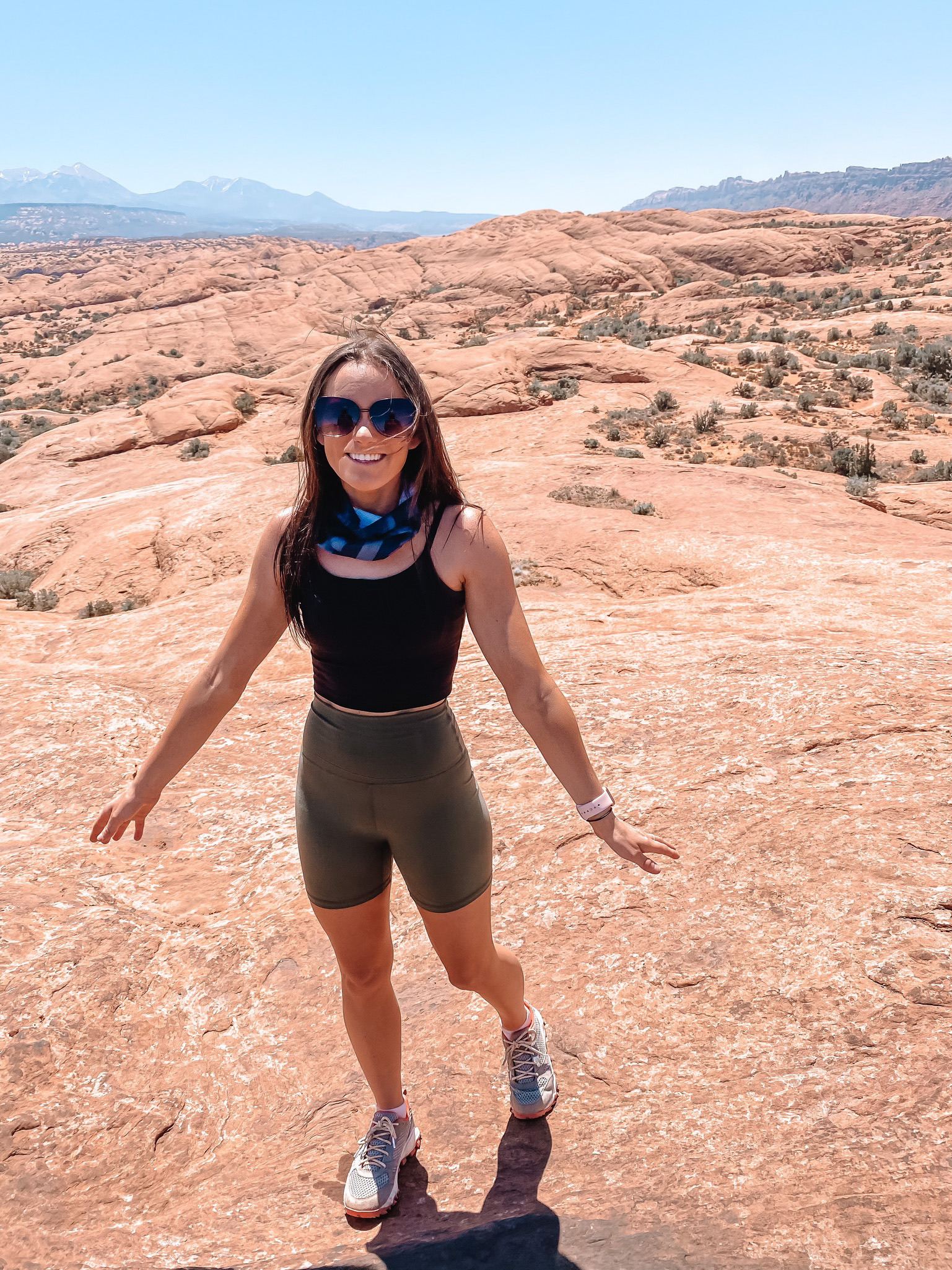 Utah Road Trip Outfits + Packing List - Emjacquelyn