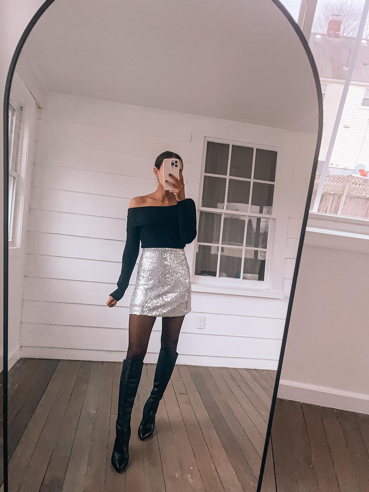 Sparkle and Shine: Trendy New Year’s Eve Outfits from Amazon - Emjacquelyn