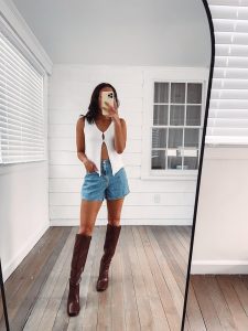 Montana Outfits: Cute & Practical Outfits for Your Trip - Emjacquelyn